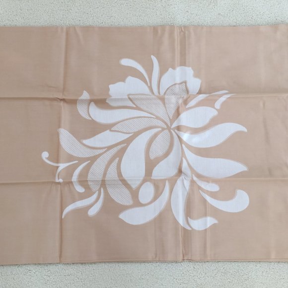 Frette | Bedding | Frette Italy Two Standard Shams 2x28 Lotus Sandstone ...